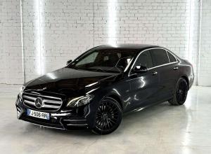 Black Mercedes-Benz E 350 2019 in Taurage, with an engine capacity of 1.99 L and mileage of 213 thousand km for 19118 €, photo 10 on AUTOMOTO.COM.LV