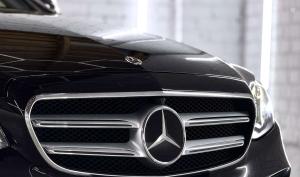 Black Mercedes-Benz E 350 2019 in Taurage, with an engine capacity of 1.99 L and mileage of 213 thousand km for 19118 €, photo 14 on AUTOMOTO.COM.LV