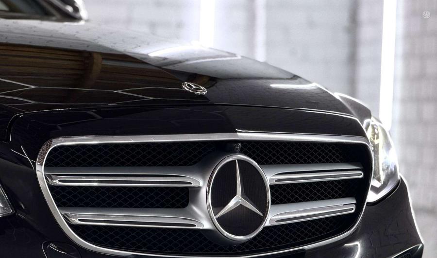 Black Mercedes-Benz E 350 2019 in Taurage, with an engine capacity of 1.99 L and mileage of 213 thousand km for 19118 €, photo 14 on AUTOMOTO.COM.LV