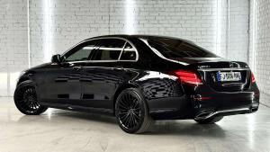 Black Mercedes-Benz E 350 2019 in Taurage, with an engine capacity of 1.99 L and mileage of 213 thousand km for 19118 €, photo 23 on AUTOMOTO.COM.LV