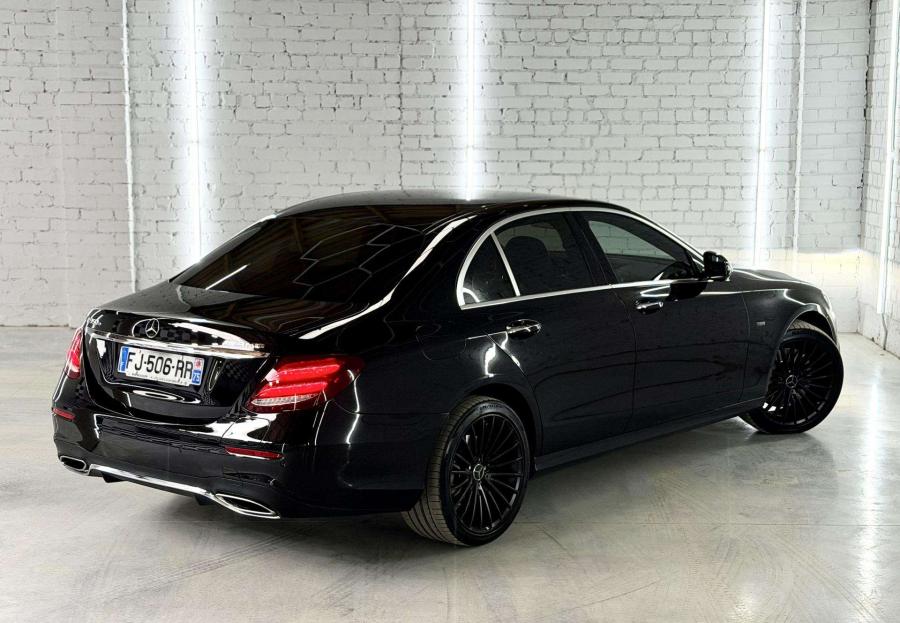 Black Mercedes-Benz E 350 2019 in Taurage, with an engine capacity of 1.99 L and mileage of 213 thousand km for 19118 €, photo 28 on AUTOMOTO.COM.LV