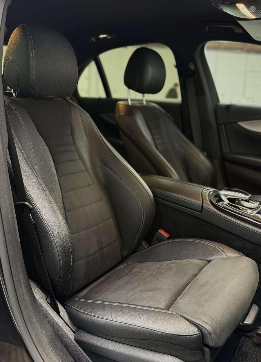 Black Mercedes-Benz E 350 2019 in Taurage, with an engine capacity of 1.99 L and mileage of 213 thousand km for 19118 €, photo 38 on AUTOMOTO.COM.LV