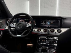 Black Mercedes-Benz E 350 2019 in Taurage, with an engine capacity of 1.99 L and mileage of 213 thousand km for 19118 €, photo 48 on AUTOMOTO.COM.LV