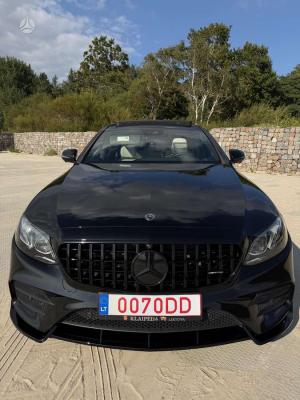 Melns Mercedes-Benz E 350 2020 Klaipėda, ar dzinēja tilpumu 2.00 L un nobraukumu 55 tūkst. km par 34700 €, foto  vietnē AUTOMOTO.COM.LV
