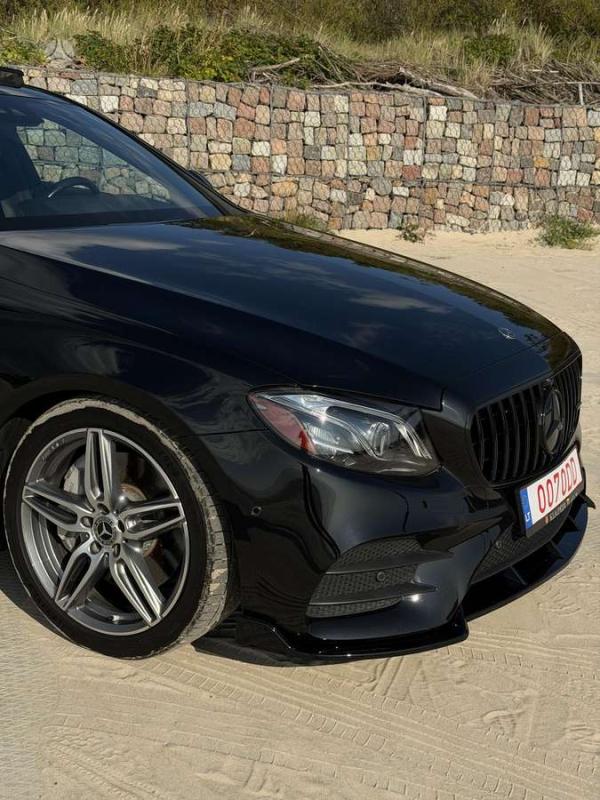 Black Mercedes-Benz E 350 2020 in Klaipeda, with an engine capacity of 2.00 L and mileage of 55 thousand km for 34700 €, photo 4 on AUTOMOTO.COM.LV