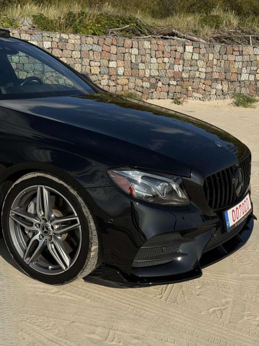 Melns Mercedes-Benz E 350 2020 Klaipėda, ar dzinēja tilpumu 2.00 L un nobraukumu 55 tūkst. km par 34700 €, foto 4 vietnē AUTOMOTO.COM.LV