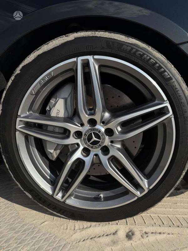 Black Mercedes-Benz E 350 2020 in Klaipeda, with an engine capacity of 2.00 L and mileage of 55 thousand km for 34700 €, photo 5 on AUTOMOTO.COM.LV