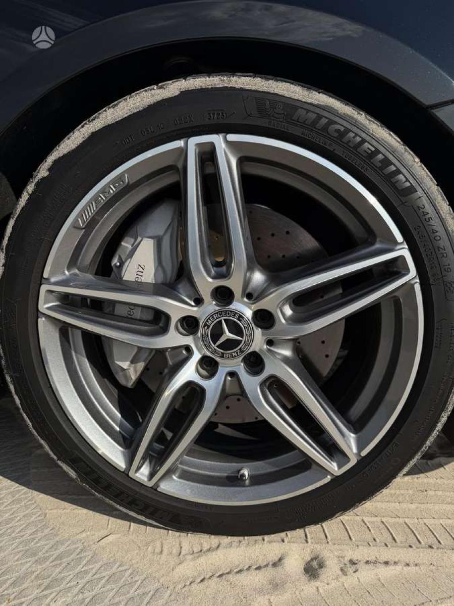 Melns Mercedes-Benz E 350 2020 Klaipėda, ar dzinēja tilpumu 2.00 L un nobraukumu 55 tūkst. km par 34700 €, foto 5 vietnē AUTOMOTO.COM.LV