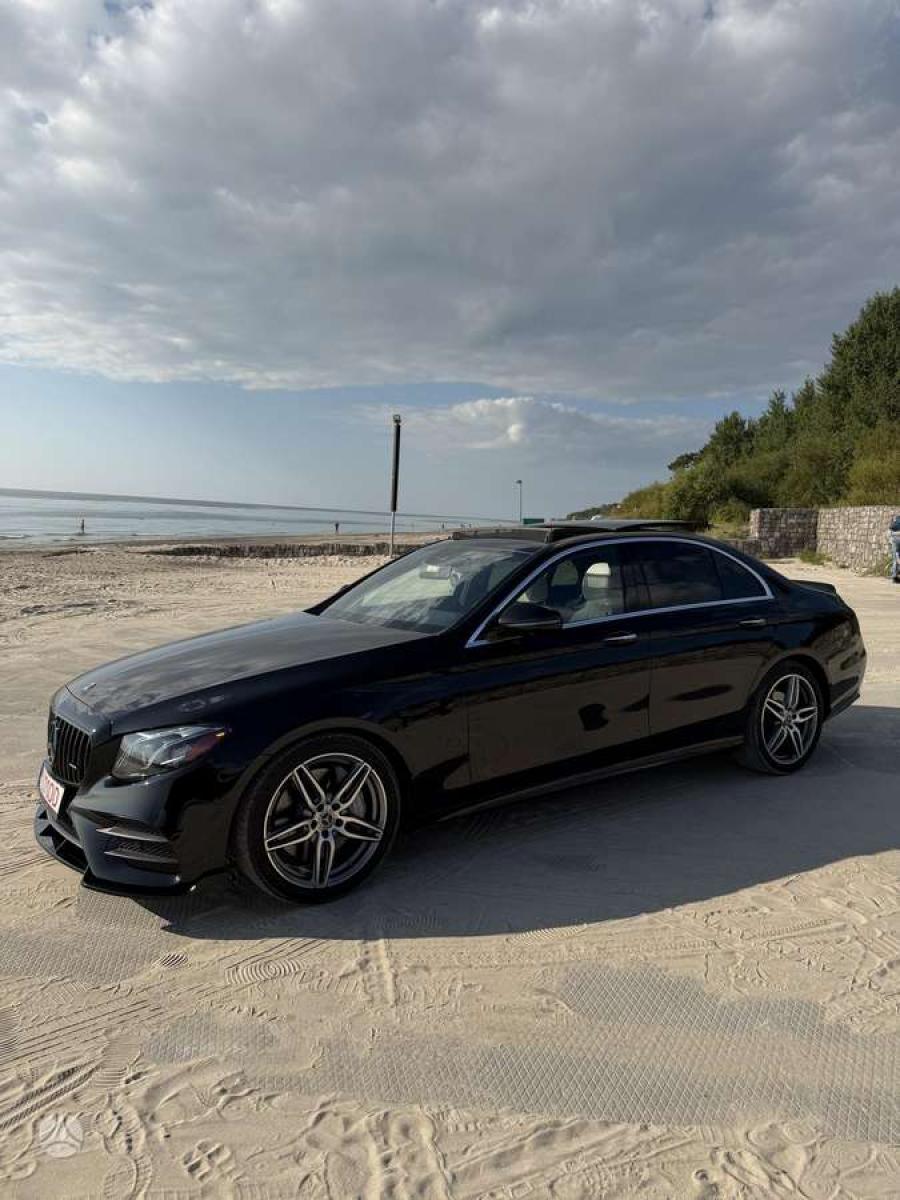 Melns Mercedes-Benz E 350 2020 Klaipėda, ar dzinēja tilpumu 2.00 L un nobraukumu 55 tūkst. km par 34700 €, foto 11 vietnē AUTOMOTO.COM.LV