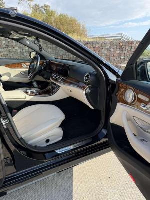Melns Mercedes-Benz E 350 2020 Klaipėda, ar dzinēja tilpumu 2.00 L un nobraukumu 55 tūkst. km par 34700 €, foto 13 vietnē AUTOMOTO.COM.LV