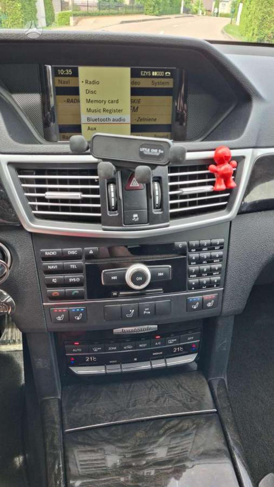 Melns Mercedes-Benz E 350 2009 Plungė, ar dzinēja tilpumu 2.99 L un nobraukumu 277 tūkst. km par 7200 €, foto 11 vietnē AUTOMOTO.COM.LV
