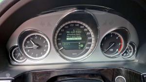 Melns Mercedes-Benz E 350 2009 Plungė, ar dzinēja tilpumu 2.99 L un nobraukumu 277 tūkst. km par 7200 €, foto 24 vietnē AUTOMOTO.COM.LV
