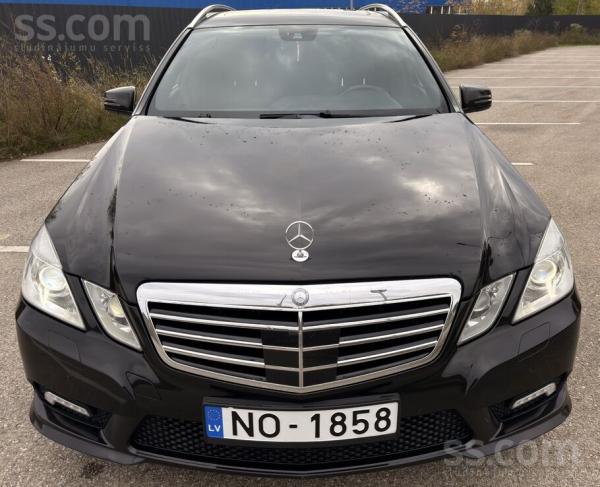 Melns Mercedes-Benz E 350 2009 Daugavpils, ar dzinēja tilpumu 3.00 L un nobraukumu 345 tūkst. km par 8100 €, foto 4 vietnē AUTOMOTO.COM.LV