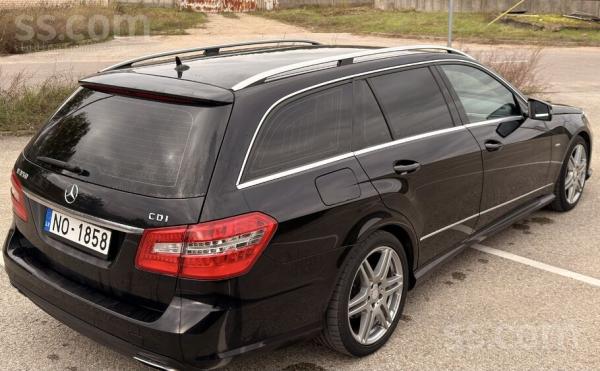 Melns Mercedes-Benz E 350 2009 Daugavpils, ar dzinēja tilpumu 3.00 L un nobraukumu 345 tūkst. km par 8100 €, foto 7 vietnē AUTOMOTO.COM.LV