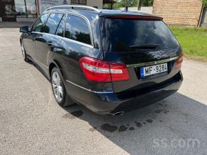 Black Mercedes-Benz E 350 2010 in Aizkraukle, with an engine capacity of 3.00 L and mileage of 277 thousand km for 7000 €, photo 5 on AUTOMOTO.COM.LV