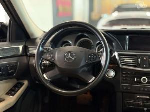 Melns Mercedes-Benz E 350 2010 Klaipėda, ar dzinēja tilpumu 3.00 L un nobraukumu 371 tūkst. km par 9299 €, foto 12 vietnē AUTOMOTO.COM.LV