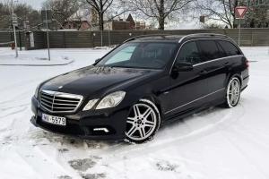 Melns Mercedes-Benz E 350 2010 Jelgava, ar dzinēja tilpumu 3.00 L un nobraukumu 302 tūkst. km par 9000 €, foto  vietnē AUTOMOTO.COM.LV