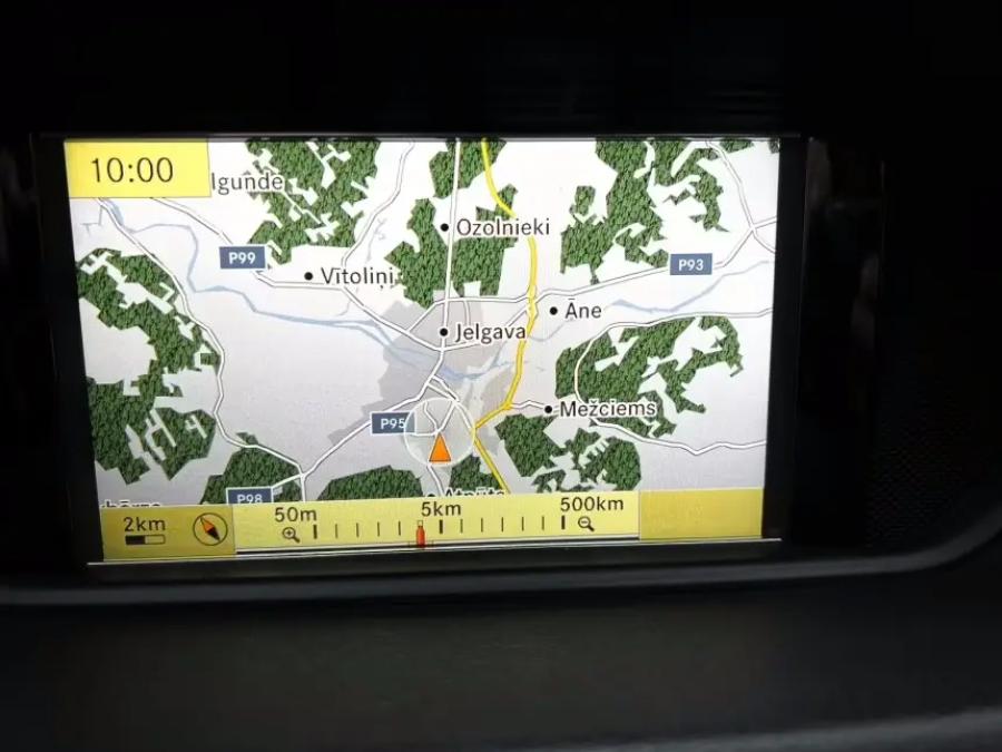 Черный Мерседес E 350 2010 в Елгава, объемом двигателя 3.00 л и пробегом 302 тыс. км за 9000 €, фото 18 на AUTOMOTO.COM.LV