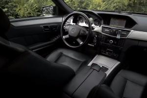 Черный Мерседес E 350 2010 в Елгава, объемом двигателя 3.00 л и пробегом 350 тыс. км за 7400 €, фото 9 на AUTOMOTO.COM.LV