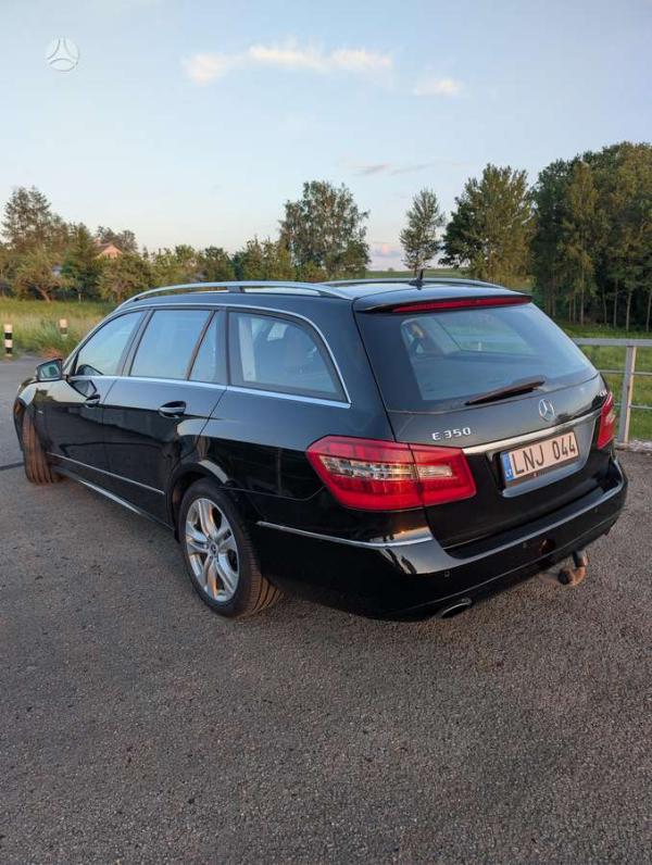 Melns Mercedes-Benz E 350 2010 Kauņa, ar dzinēja tilpumu 2.99 L un nobraukumu 510 tūkst. km par 5500 €, foto 6 vietnē AUTOMOTO.COM.LV