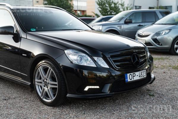 Melns Mercedes-Benz E 350 2010 Liepāja, ar dzinēja tilpumu 3.00 L un nobraukumu 309 tūkst. km par 8500 €, foto 3 vietnē AUTOMOTO.COM.LV