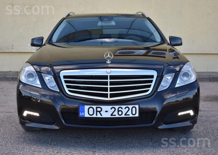 Черный Мерседес E 350 2010 в Талси, объемом двигателя 3.00 л и пробегом 318 тыс. км за 7000 €, фото 4 на AUTOMOTO.COM.LV