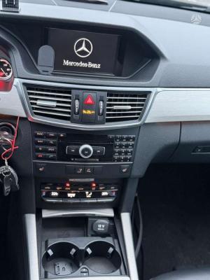 Black Mercedes-Benz E 350 2011 in Kaunas, with an engine capacity of 2.99 L and mileage of 310 thousand km for 5800 €, photo 22 on AUTOMOTO.COM.LV