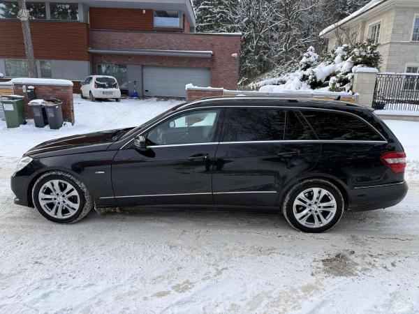 Melns Mercedes-Benz E 350 2011 Viļņa, ar dzinēja tilpumu 3.49 L un nobraukumu 385 tūkst. km par 5750 €, foto 7 vietnē AUTOMOTO.COM.LV