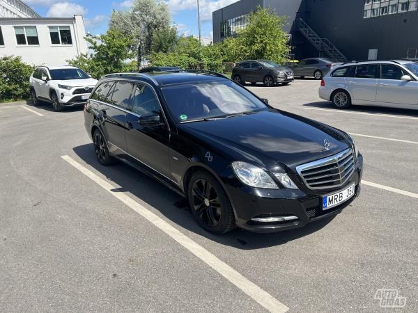 Black Mercedes-Benz E 350 2011 in Kaunas, with an engine capacity of 3.00 L and mileage of 292 thousand km for 10250 €, photo 2 on AUTOMOTO.COM.LV