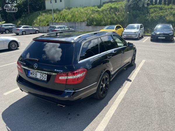 Black Mercedes-Benz E 350 2011 in Kaunas, with an engine capacity of 3.00 L and mileage of 292 thousand km for 10250 €, photo 4 on AUTOMOTO.COM.LV