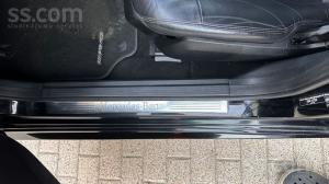 Black Mercedes-Benz E 350 2011 in Jurmala, with an engine capacity of 3.00 L and mileage of 440 thousand km for 7000 €, photo 12 on AUTOMOTO.COM.LV