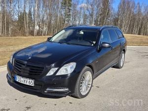 Melns Mercedes-Benz E 350 2011 Cēsis, ar dzinēja tilpumu 3.00 L un nobraukumu 246 tūkst. km par 6999 €, foto  vietnē AUTOMOTO.COM.LV