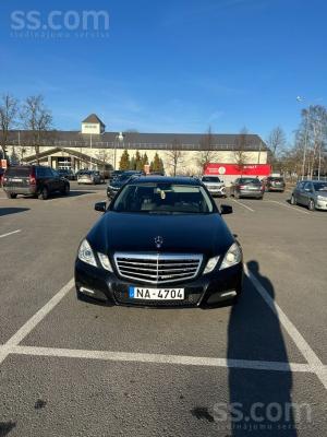 Black Mercedes-Benz E 350 2011 in Riga, with an engine capacity of 3.00 L and mileage of 297 thousand km for 7500 €, photo  on AUTOMOTO.COM.LV