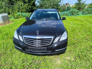 Melns Mercedes-Benz E 350 2011 Rīga, ar dzinēja tilpumu 3.00 L un nobraukumu 441 tūkst. km par 4850 €, foto 4 vietnē AUTOMOTO.COM.LV