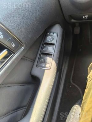 Melns Mercedes-Benz E 350 2011 Rīga, ar dzinēja tilpumu 3.00 L un nobraukumu 441 tūkst. km par 4850 €, foto 16 vietnē AUTOMOTO.COM.LV