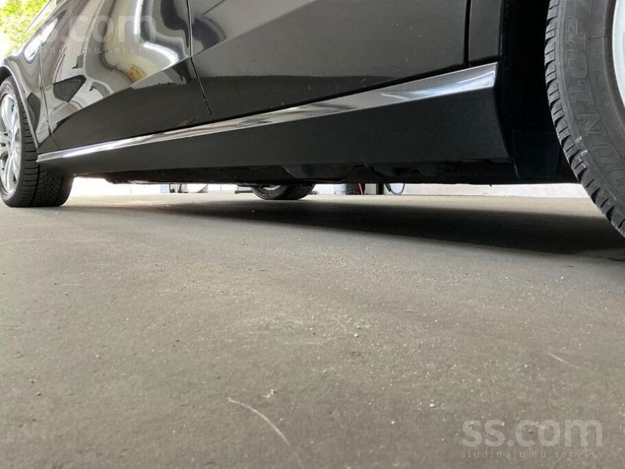 Melns Mercedes-Benz E 350 2011 Rīga, ar dzinēja tilpumu 3.00 L un nobraukumu 441 tūkst. km par 4850 €, foto 21 vietnē AUTOMOTO.COM.LV