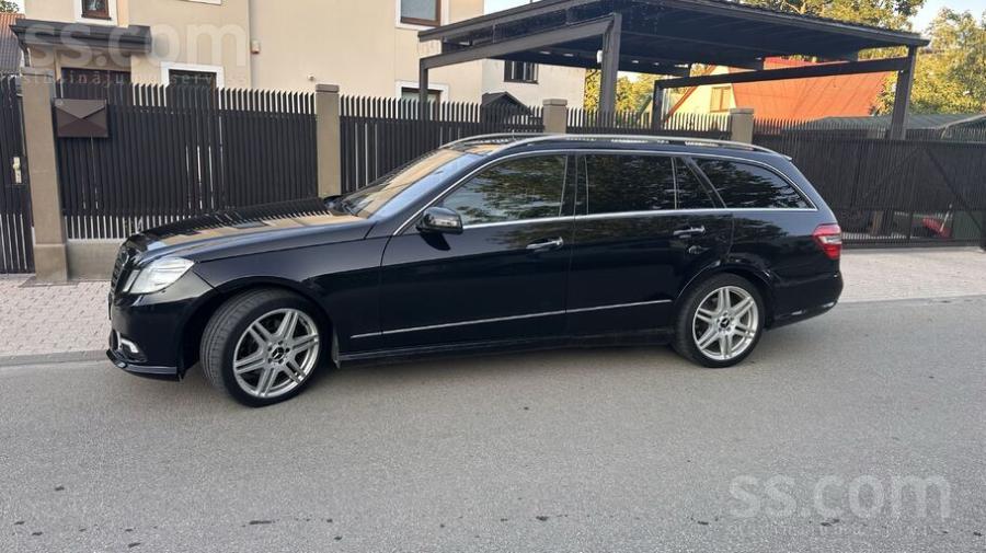 Melns Mercedes-Benz E 350 2011 Jūrmala, ar dzinēja tilpumu 3.00 L un nobraukumu 440 tūkst. km par 8000 €, foto 4 vietnē AUTOMOTO.COM.LV
