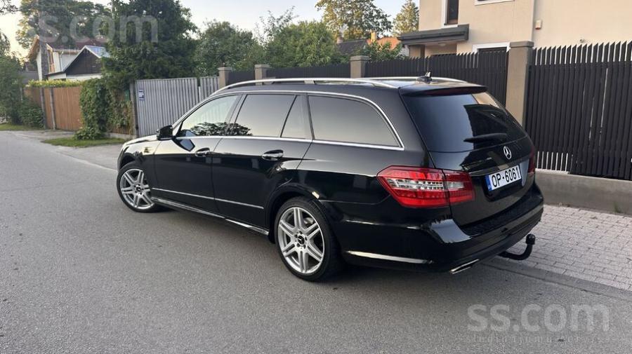 Melns Mercedes-Benz E 350 2011 Jūrmala, ar dzinēja tilpumu 3.00 L un nobraukumu 440 tūkst. km par 8000 €, foto 6 vietnē AUTOMOTO.COM.LV