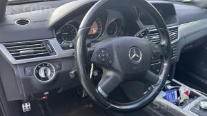 Melns Mercedes-Benz E 350 2011 Jūrmala, ar dzinēja tilpumu 3.00 L un nobraukumu 440 tūkst. km par 8000 €, foto 18 vietnē AUTOMOTO.COM.LV