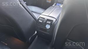 Melns Mercedes-Benz E 350 2011 Jūrmala, ar dzinēja tilpumu 3.00 L un nobraukumu 440 tūkst. km par 8000 €, foto 22 vietnē AUTOMOTO.COM.LV