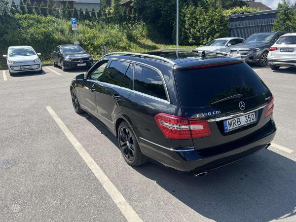 Black Mercedes-Benz E 350 2011 in Kaunas, with an engine capacity of 2.99 L and mileage of 292 thousand km for 9000 €, photo 3 on AUTOMOTO.COM.LV
