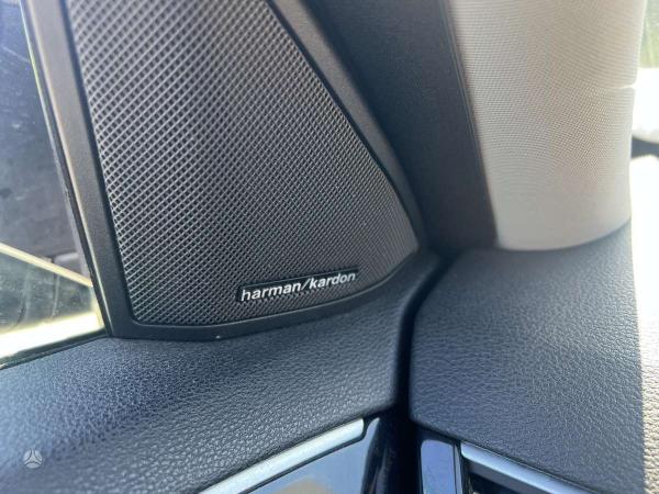 Black Mercedes-Benz E 350 2011 in Kaunas, with an engine capacity of 2.99 L and mileage of 292 thousand km for 9000 €, photo 6 on AUTOMOTO.COM.LV