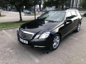Черный Мерседес E 350 2011 в Каунас, объемом двигателя 3.00 л и пробегом 256 тыс. км за 7750 €, фото  на AUTOMOTO.COM.LV