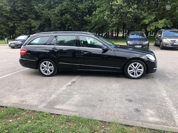 Black Mercedes-Benz E 350 2011 in Kaunas, with an engine capacity of 3.00 L and mileage of 256 thousand km for 7750 €, photo 3 on AUTOMOTO.COM.LV