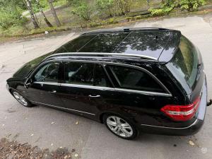 Black Mercedes-Benz E 350 2011 in Raseiniai, with an engine capacity of 3.00 L and mileage of 300 thousand km for 2950 €, photo 12 on AUTOMOTO.COM.LV