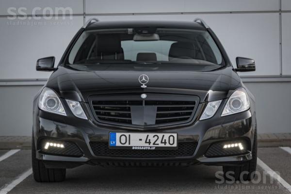 Black Mercedes-Benz E 350 2011 in Riga, with an engine capacity of 3.00 L and mileage of 241 thousand km for 10500 €, photo 3 on AUTOMOTO.COM.LV