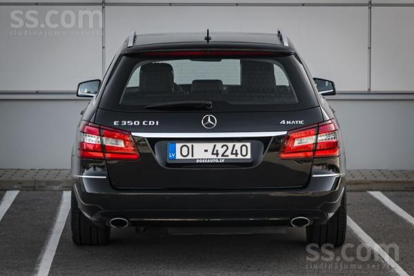 Black Mercedes-Benz E 350 2011 in Riga, with an engine capacity of 3.00 L and mileage of 241 thousand km for 10500 €, photo 6 on AUTOMOTO.COM.LV