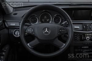 Черный Мерседес E 350 2011 в Рига, объемом двигателя 3.00 л и пробегом 241 тыс. км за 10500 €, фото 19 на AUTOMOTO.COM.LV
