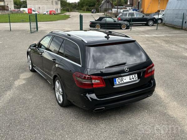 Black Mercedes-Benz E 350 2011 in Valmiera, with an engine capacity of 3.00 L and mileage of 370 thousand km for 8300 €, photo 7 on AUTOMOTO.COM.LV