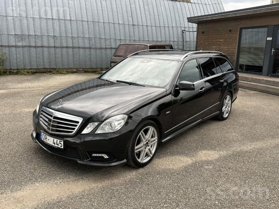 Черный Мерседес E 350 2011 в Валмиера, объемом двигателя 3.00 л и пробегом 370 тыс. км за 8300 €, фото 10 на AUTOMOTO.COM.LV